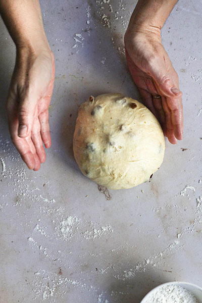 Alsatian Kugelhopf Bread - Belula