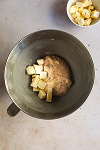 Alsatian Kugelhopf Bread - Belula