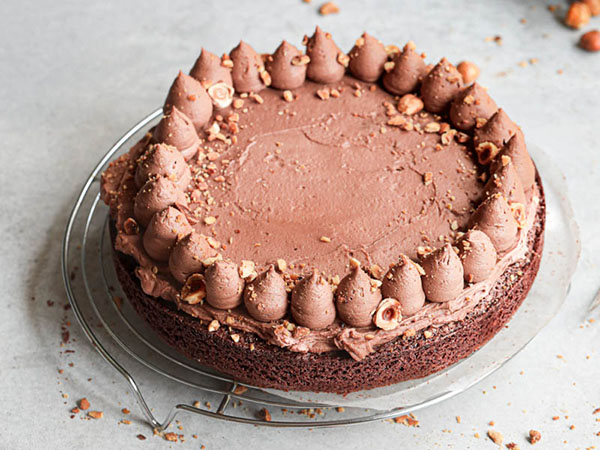 Easy French Walnut Dacquoise Cake - Belula