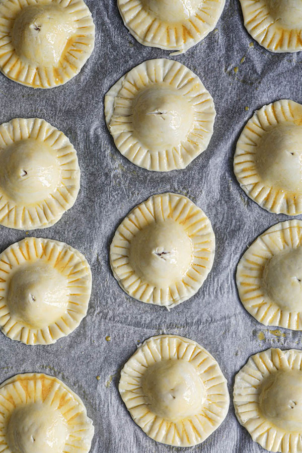 Mini Baked Chocolate Pudding Raspberry Hand Pies - Belula