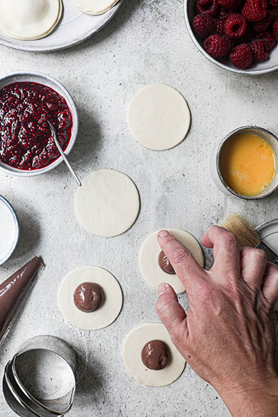 Mini Baked Chocolate Pudding Raspberry Hand Pies - Belula