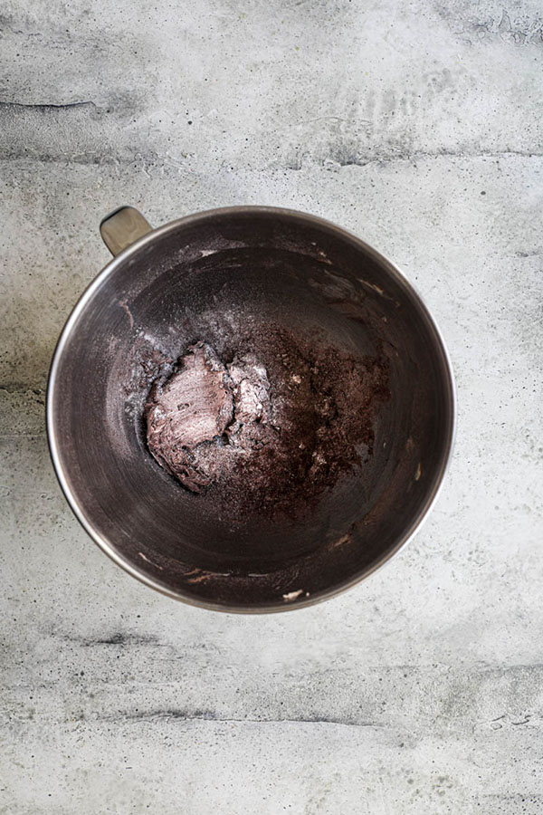 Homemade Oreo Cookies with White Chocolate Cream Filling - Belula