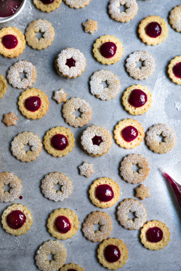 Classic Almond Raspberry Linzer Torte Cookies - Belula